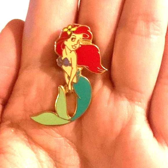 Disney | Jewelry | 208 Disney Trading Pin Ariel Authentic Little ...